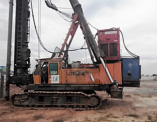 Máy đóng cọc Hitachi PD100